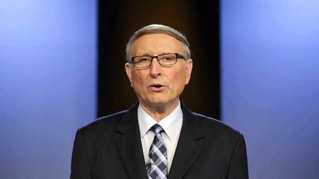 Pasteur Stephen Bohr